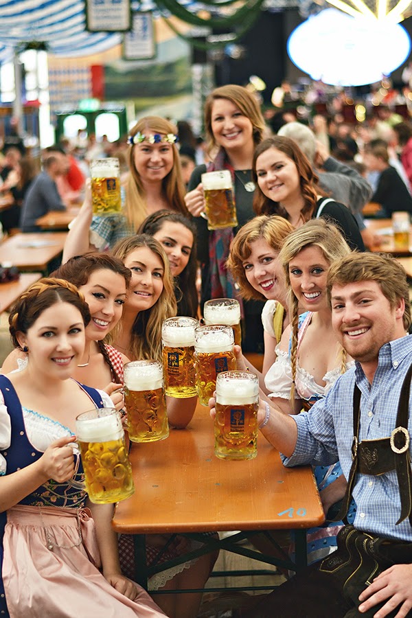 Postcards from Springfest (Munich, Germany) – HistoryinHighHeels