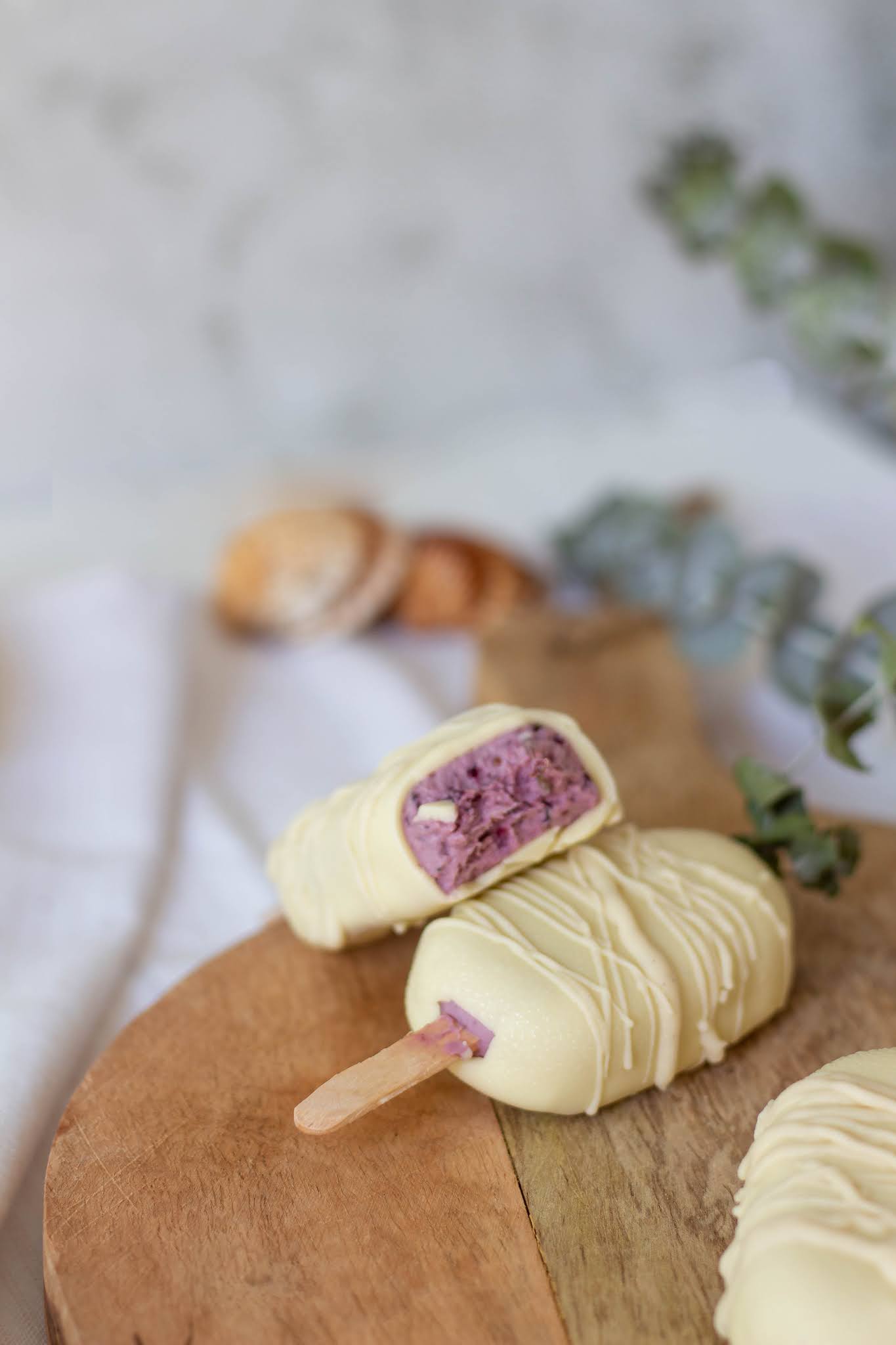 Galletas del Mundo: MAGNUM CASEROS DE CHEESECAKE DE MORAS