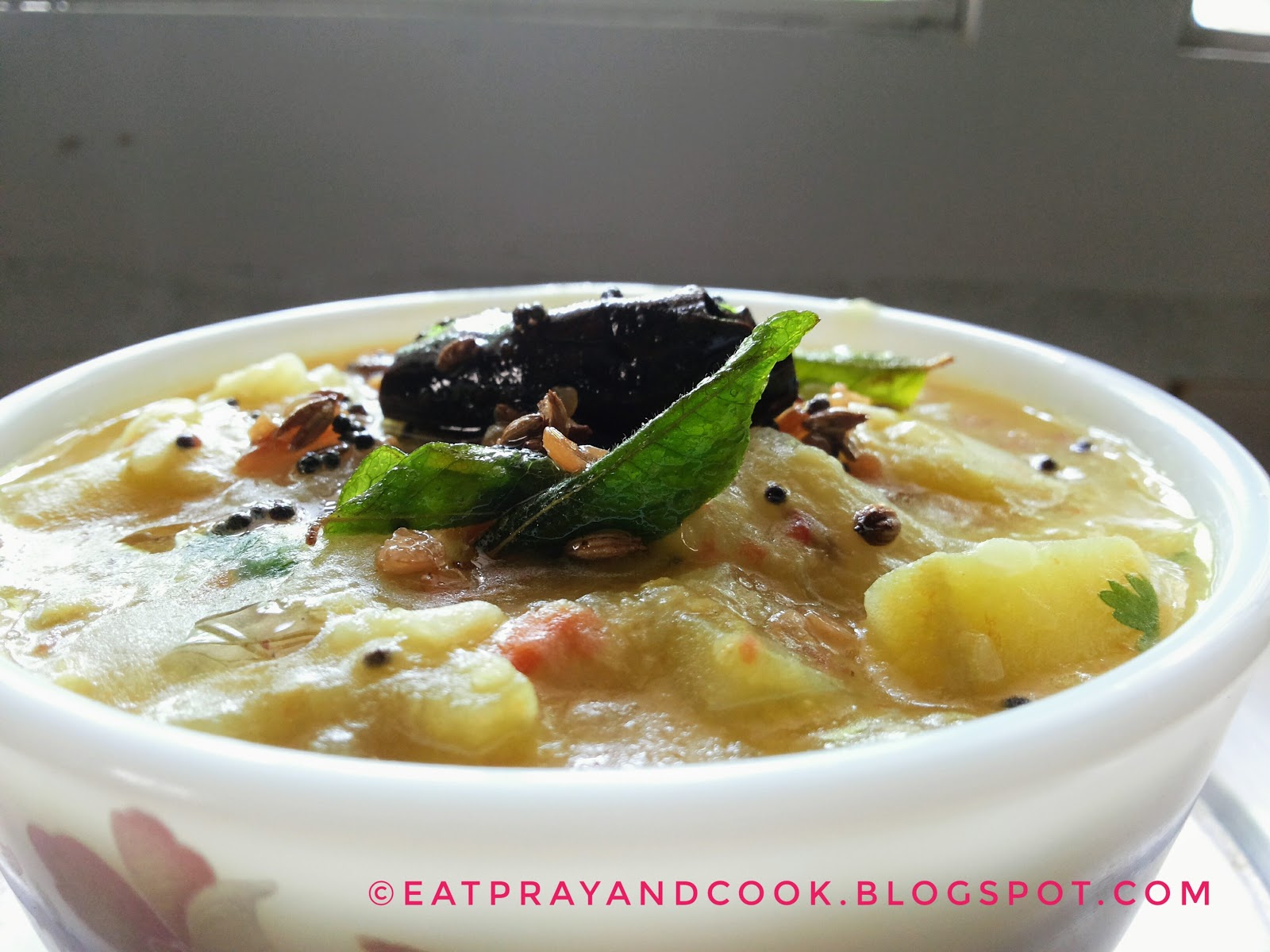 Eat Pray and Cook: Sorakkai Kootu / Bottle Gourd Dhall