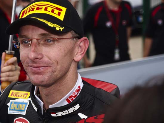 RACEtoFACE: Superbike IDM Sachsenring - Martin Bauer war das Maß der Dinge