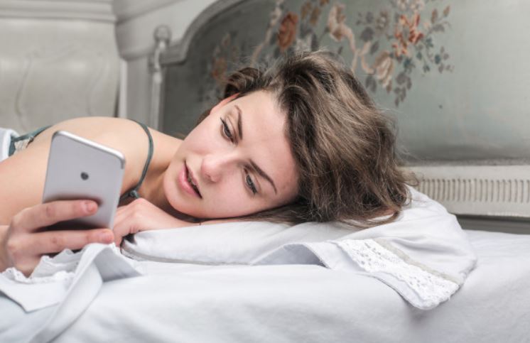 5 Bad Impact of Lying Too Long for Health - HitLava.com - News for ...