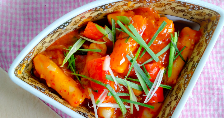 Tteokbboki ( korean spicy rice cake/ Kue beras Korea) | ~Blog Fitri Mst~