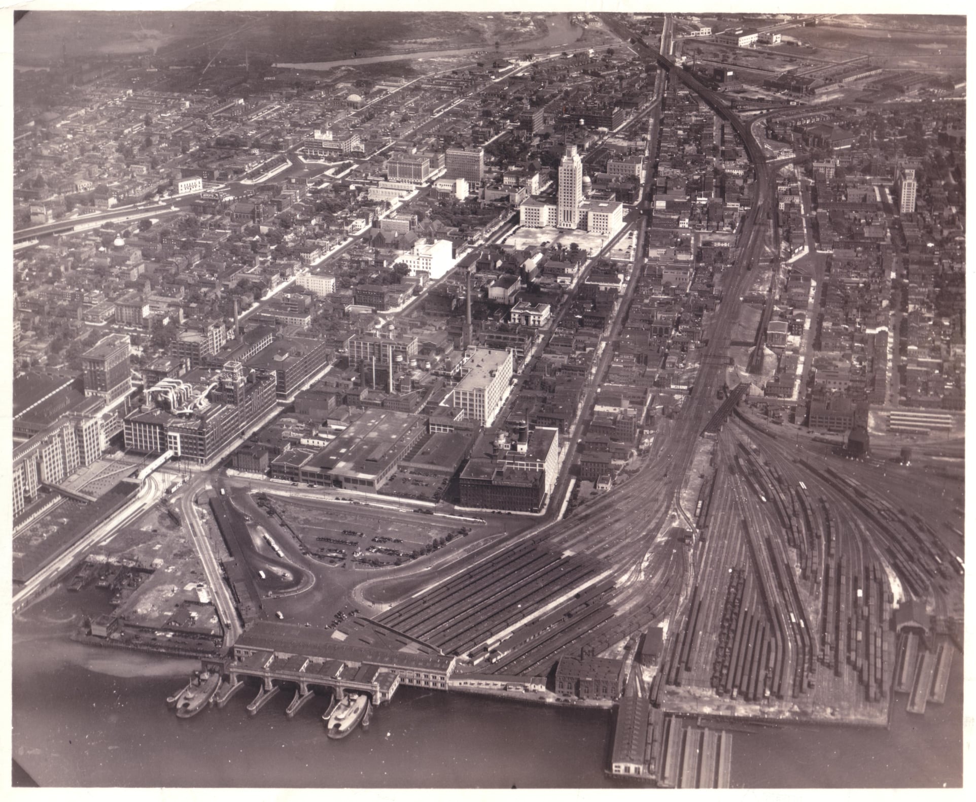 Towns and Nature: Camden, NJ: Railroad Waterfront Docks on the Delaware ...