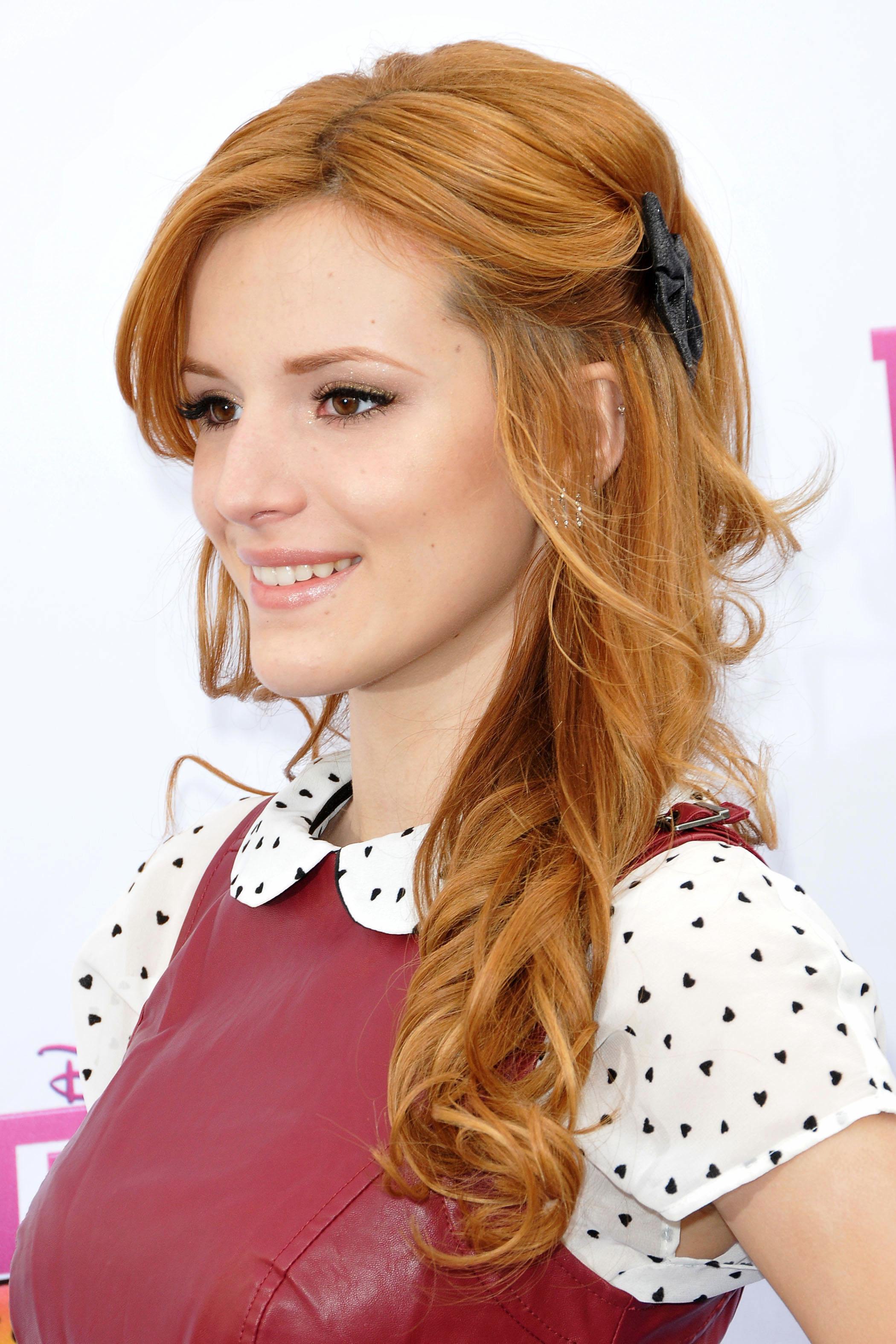 Bella Thorne pictures gallery (52) | Film Actresses