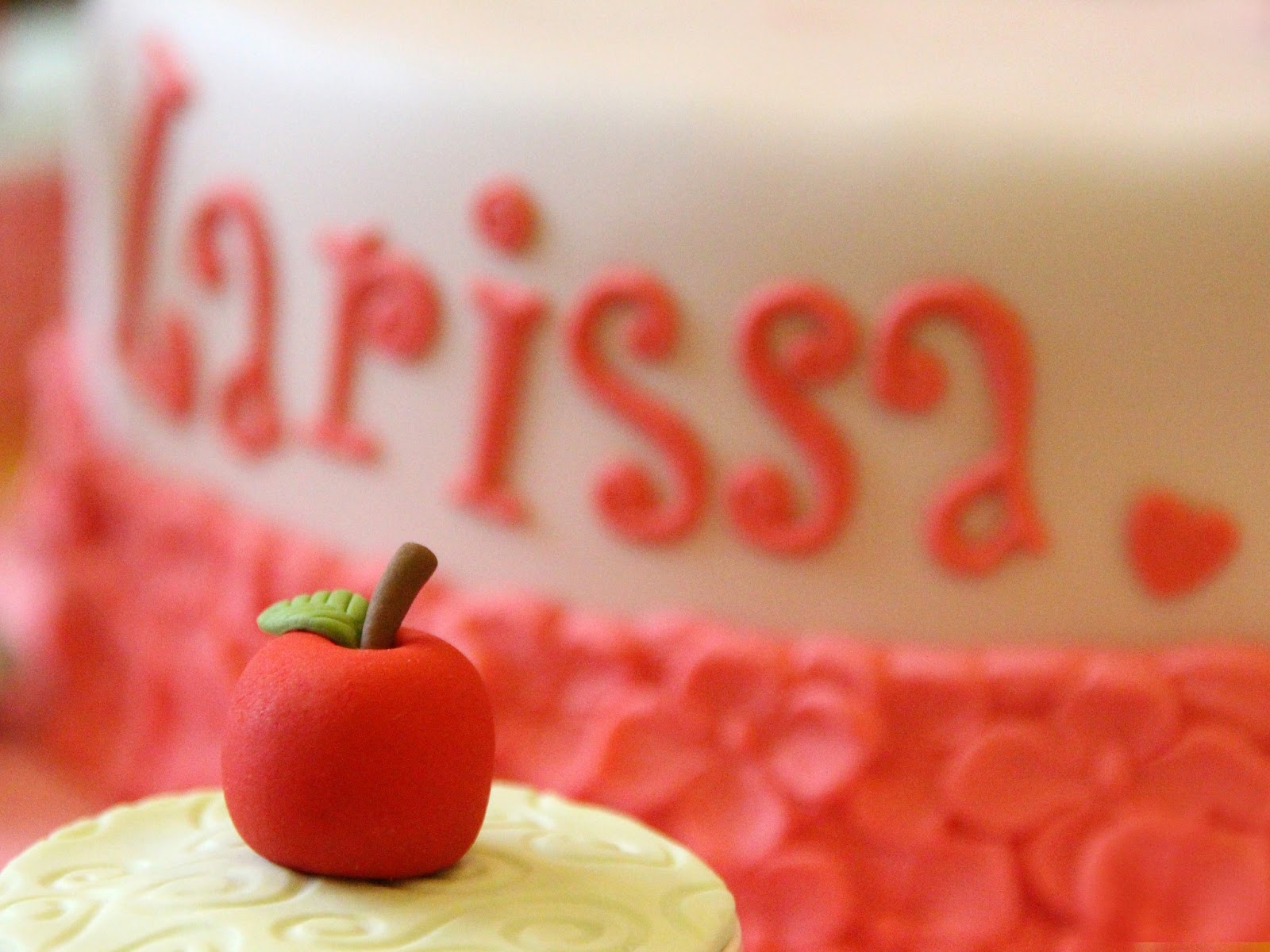 she loves cookie...: happy birthday princess larissa!