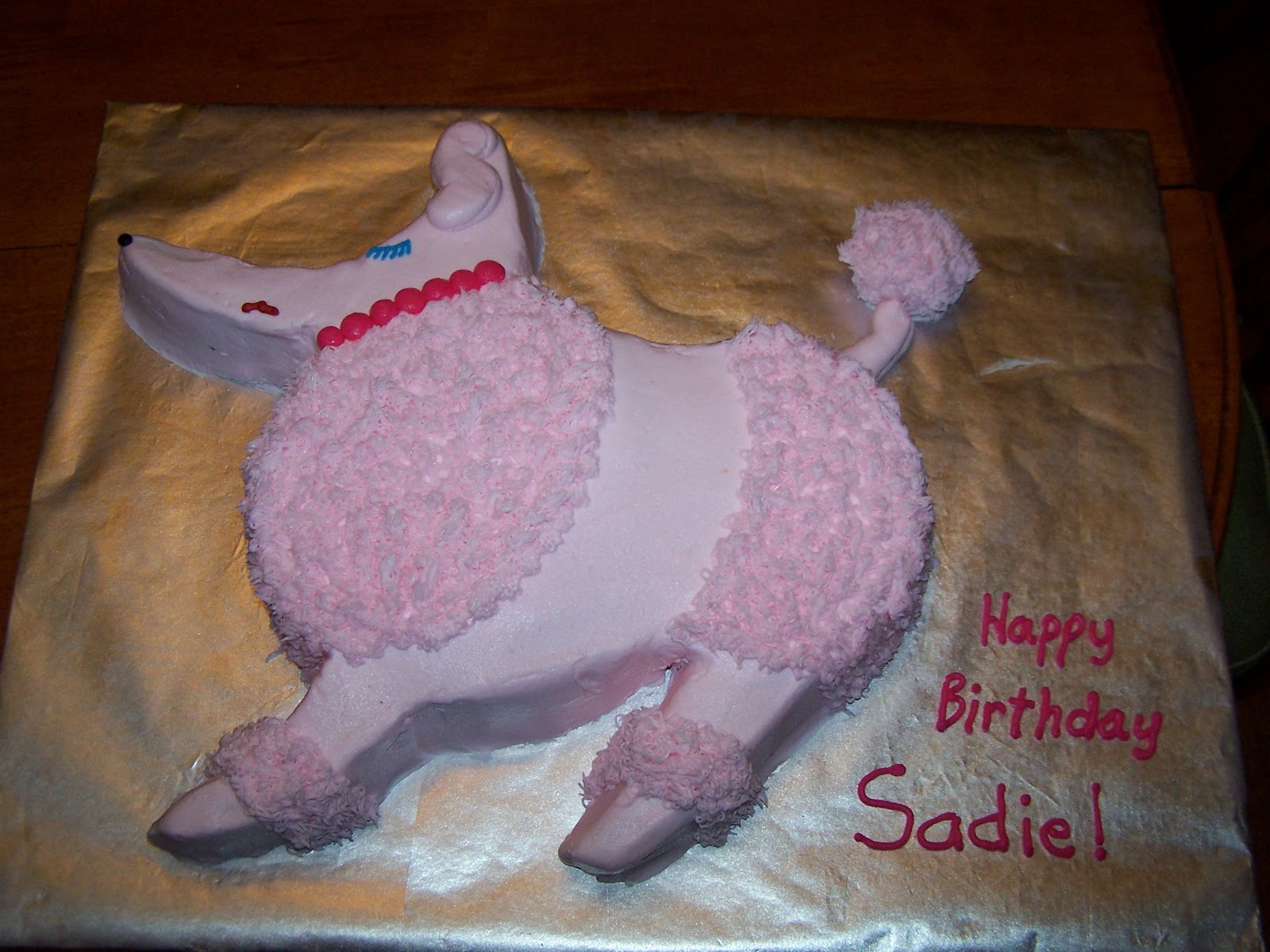 Decorating Tips, Tricks, and Ideas: Poodle Cake