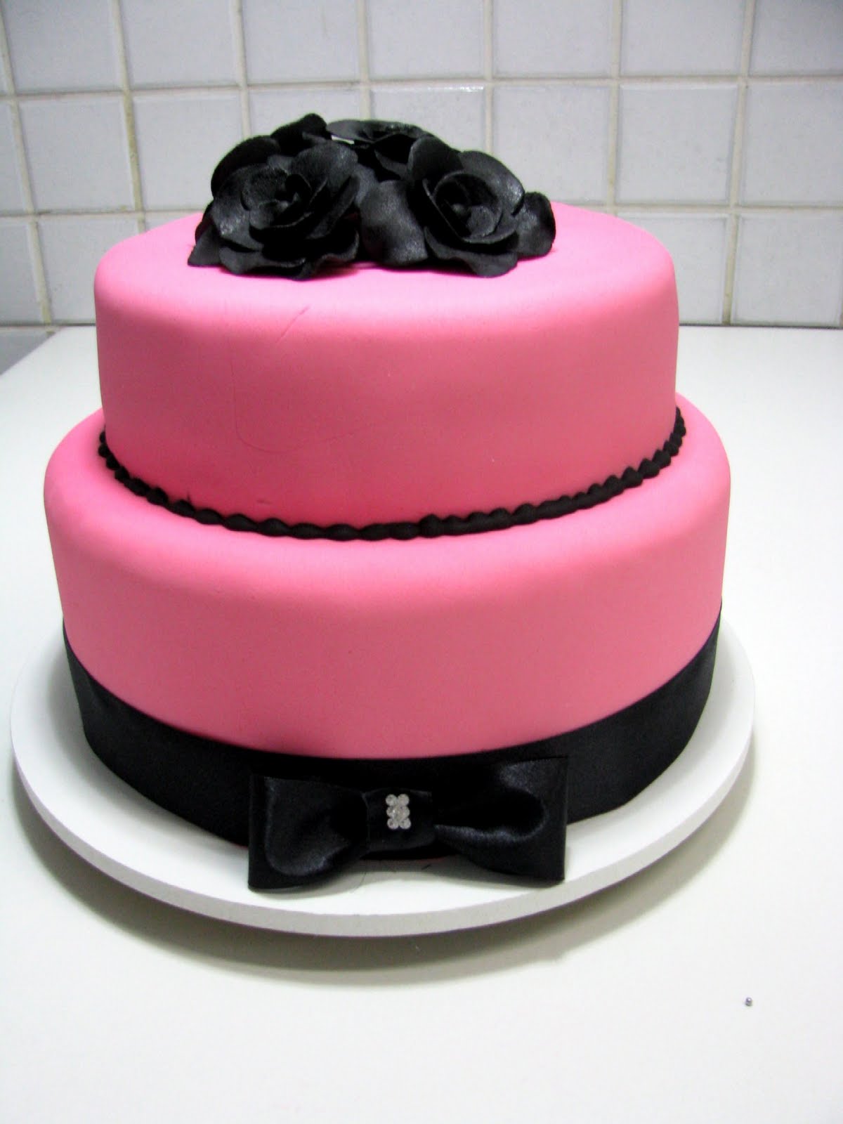 BONJOUR CAKES: Pink & Preto chique!!!!