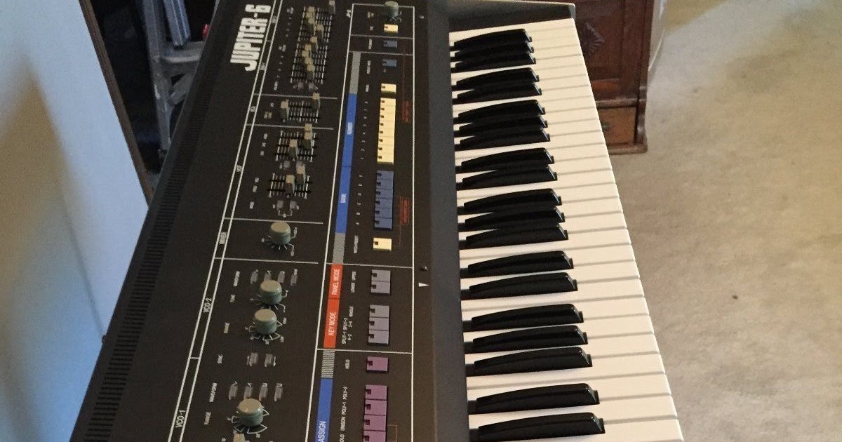 MATRIXSYNTH: Roland Jupiter 6 synthesizer with Europa Midi Upgrade