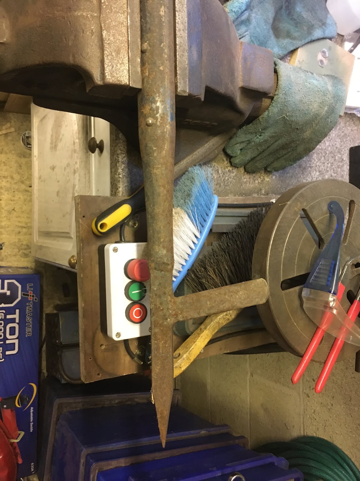 Shod Lever and Ceiling hook - Reconditioning!