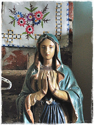 niebieska chata: Maryjka tysiąca kawałków.....