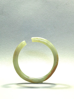 Jade penannular ring, Neolithic period, Mongolian Culture, 玉玦, (click ...