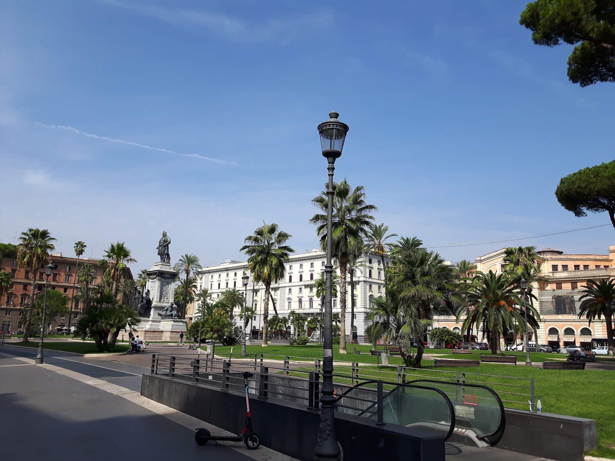 Rerum Romanarum: Piazza Cavour