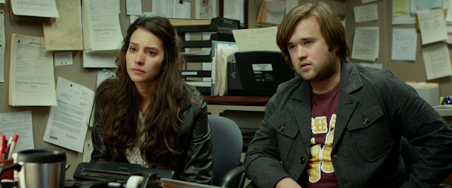 Review Film Tusk (2014) Kakek Psikopat Hobi Mengubah Manusia Menjadi ...