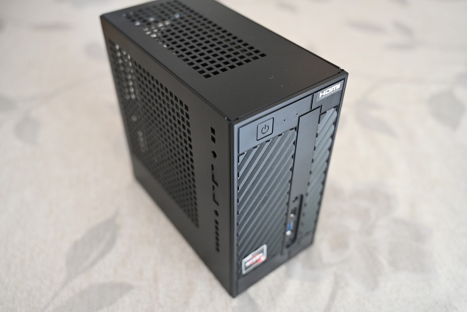 神阪の御宅工房: ASRock Desk Mini A300 (BTO:G-GEAR GS5A-A193T/SP1 )(購入レビュー)