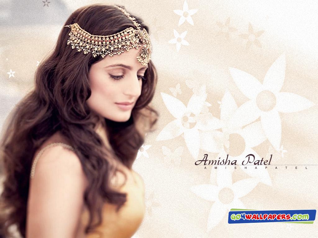 popular art: Ameesha Patel Biography | Amisha Patel Hairstyle Photo Gallery