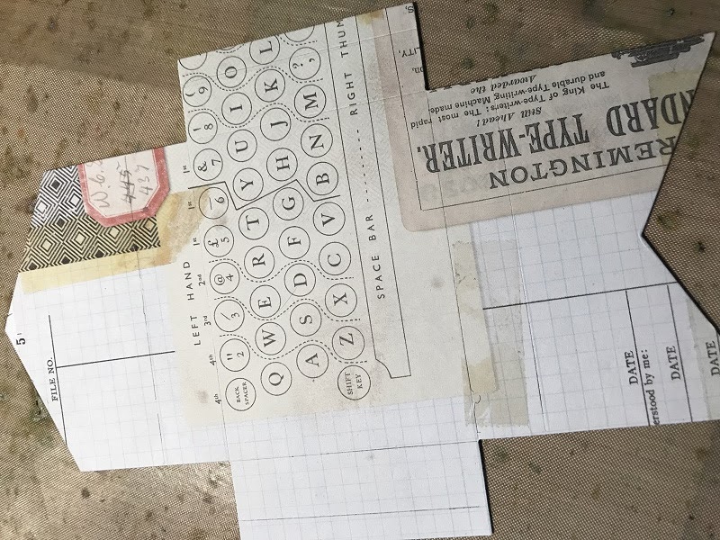 Karen Bearse Designs: Mini Portfolio in a Travel Bookcase for Eileen Hull