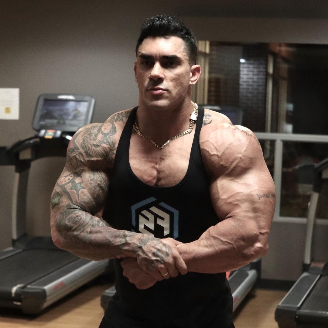 Worldwide Bodybuilders: American Latino Superman Emmanuel Alvarez