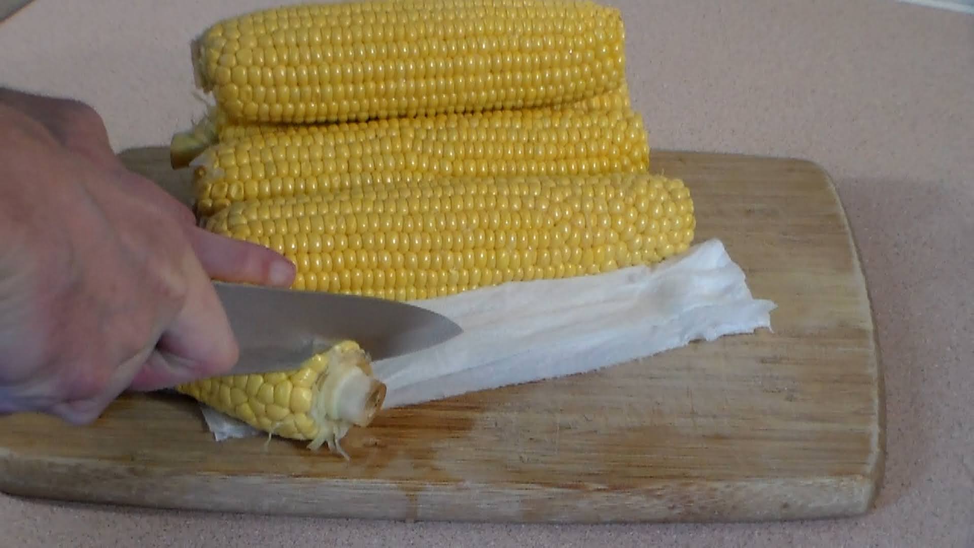 Cookingaround : The Secret To Making Perfect Corn On The Cob
