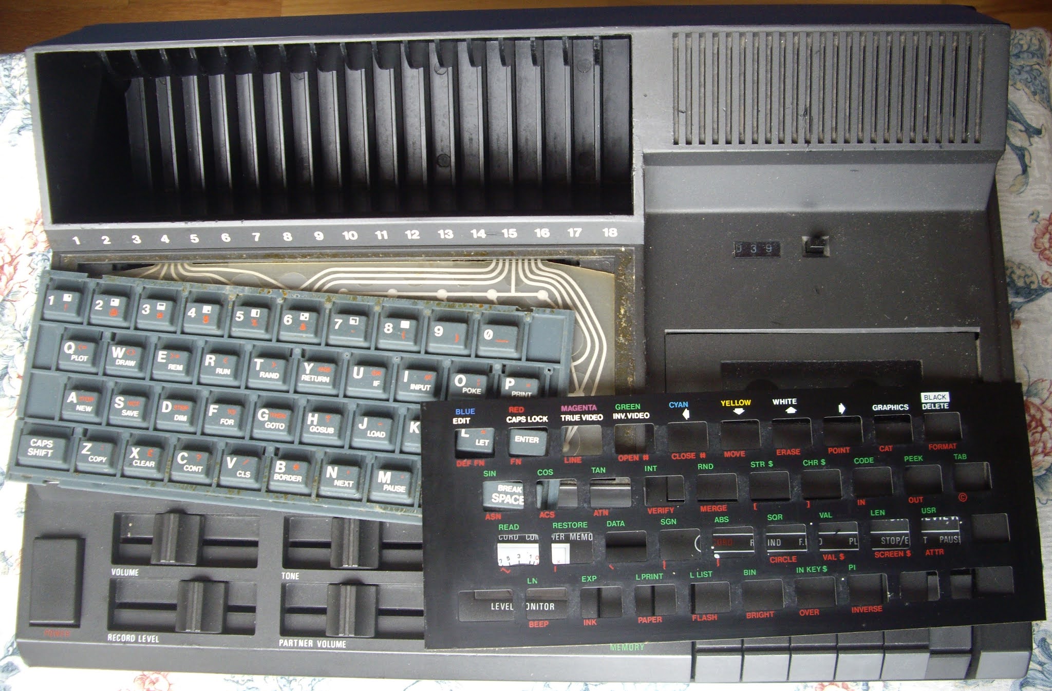 Retro Ordenadores Orty: Clones de Sinclair ZX: TS (1000 y 1500) y Power ...