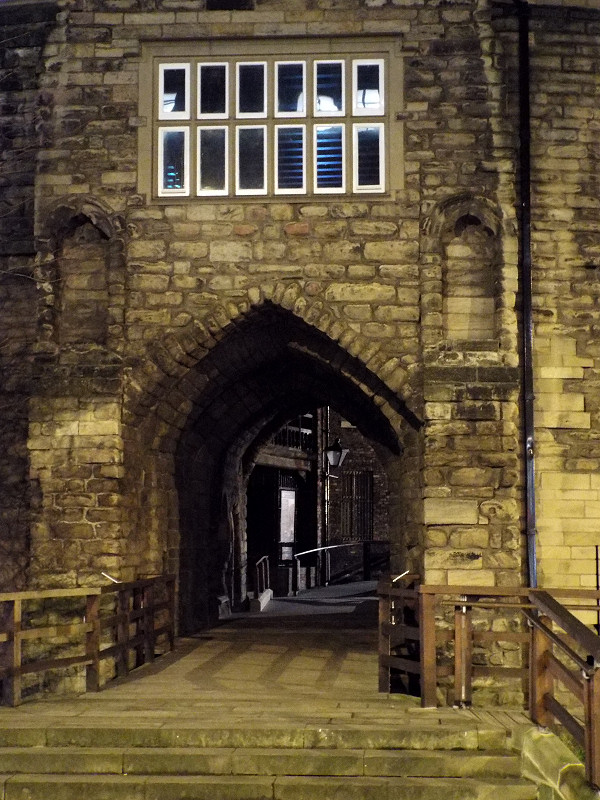 Photographs Of Newcastle: Castle Keep - Black Gate