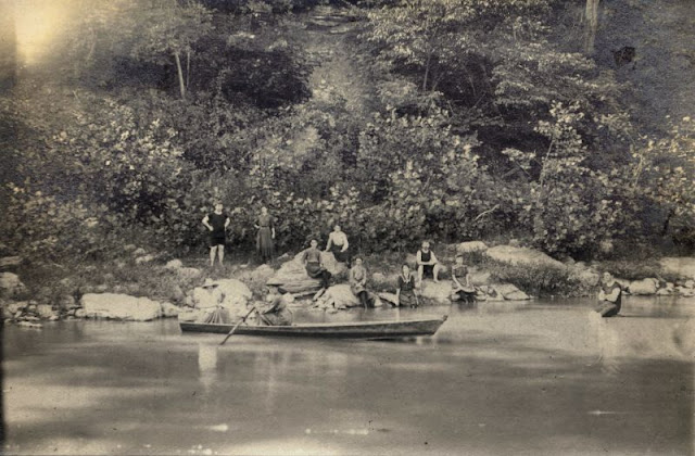 20 Cool Photos Show What Swimwear Looked Like During the Victorian Era ...