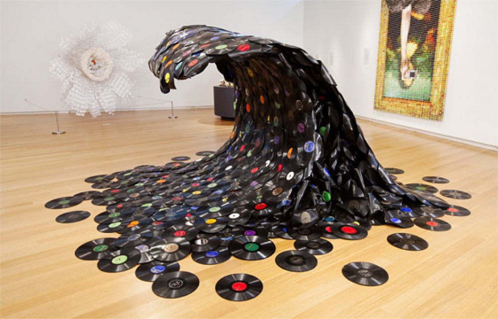 (LPA) LONG PLAYING ART: Sound Wave by Jean Shin