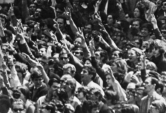 Lo Que Pasó en la Historia: April 23: on April 23rd, 1968 Columbia ...