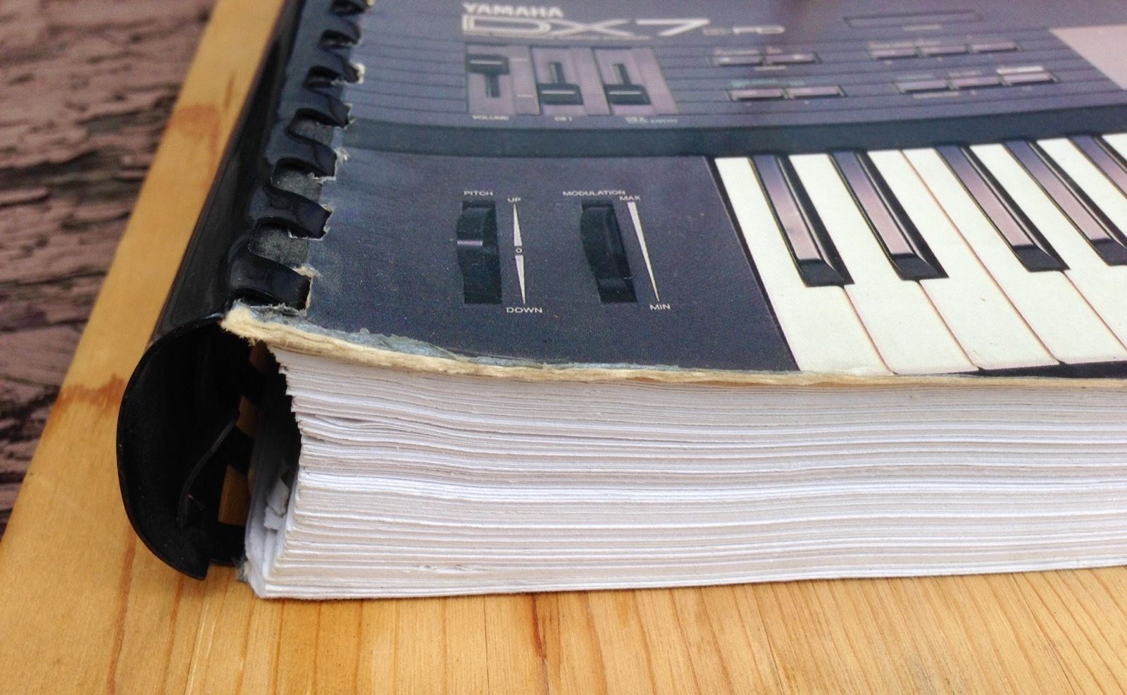 MATRIXSYNTH: The Complete DX7II by Howard Massey with Flexi-Discs