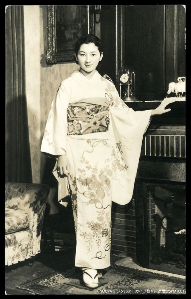 Michiko Shōda: The First Commoner to Marry into the Japanese Imperial ...