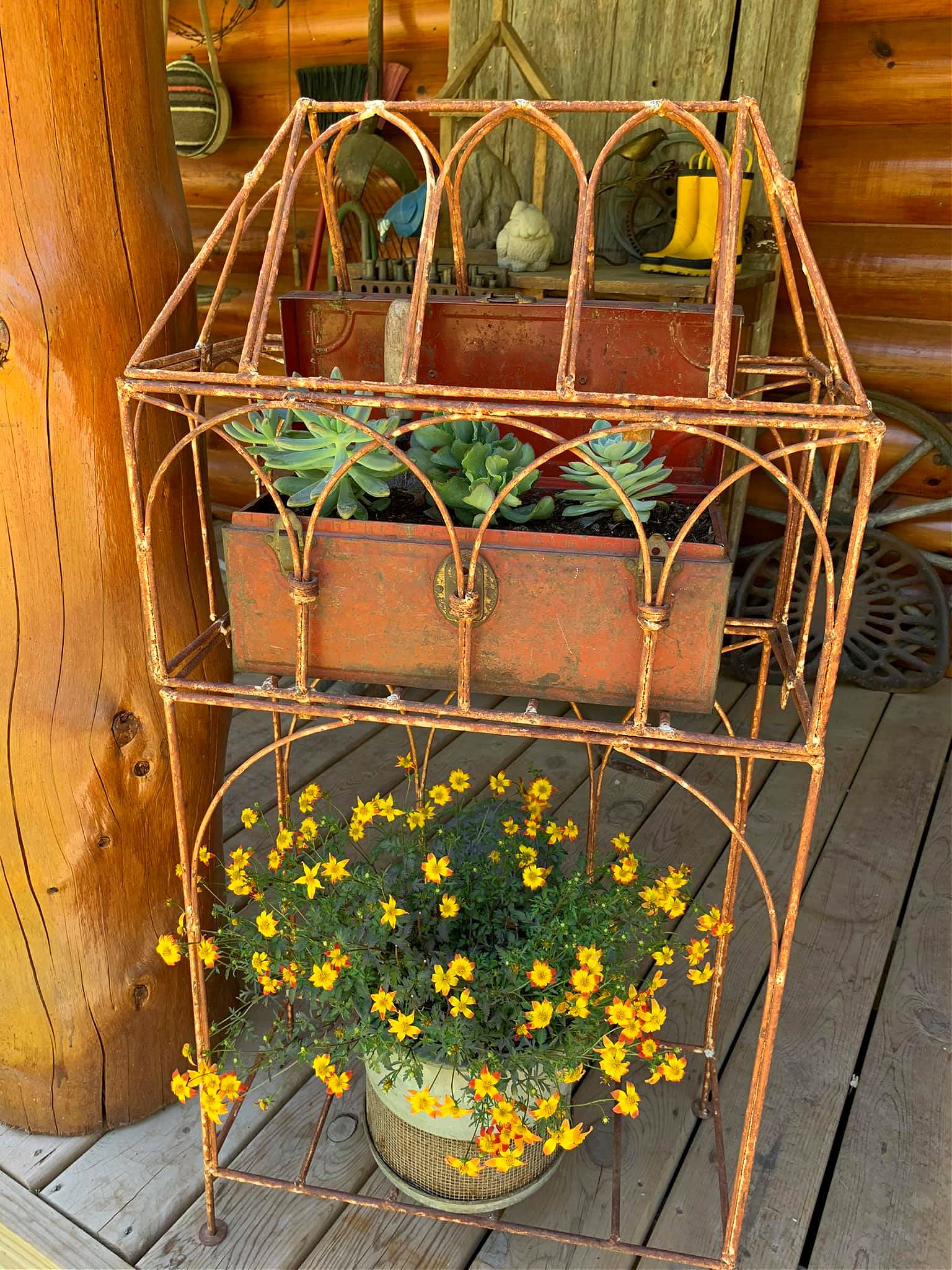 More of Dana's Fun Outdoor Junk Decor & West Tischer Cottage ...