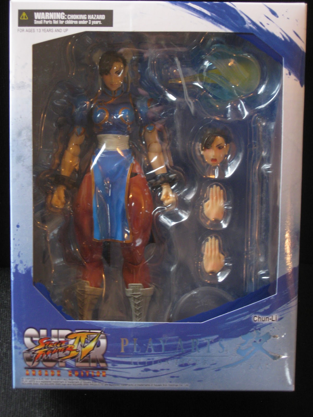 The Toyseum: CHUN LI - Street Fighter IV Play Arts Kai Action Figure