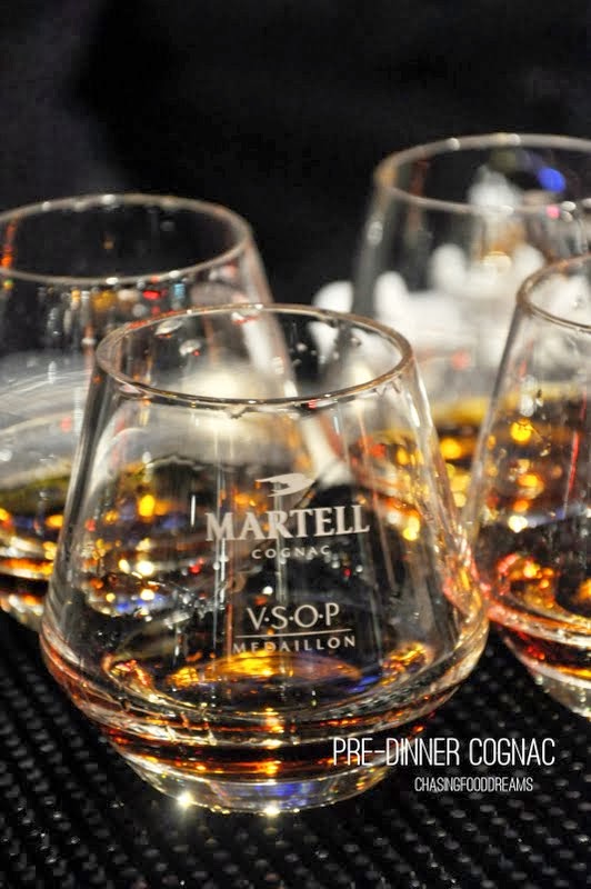 CHASING FOOD DREAMS: Elegantology Gallery & Restaurant, Publika: A ...