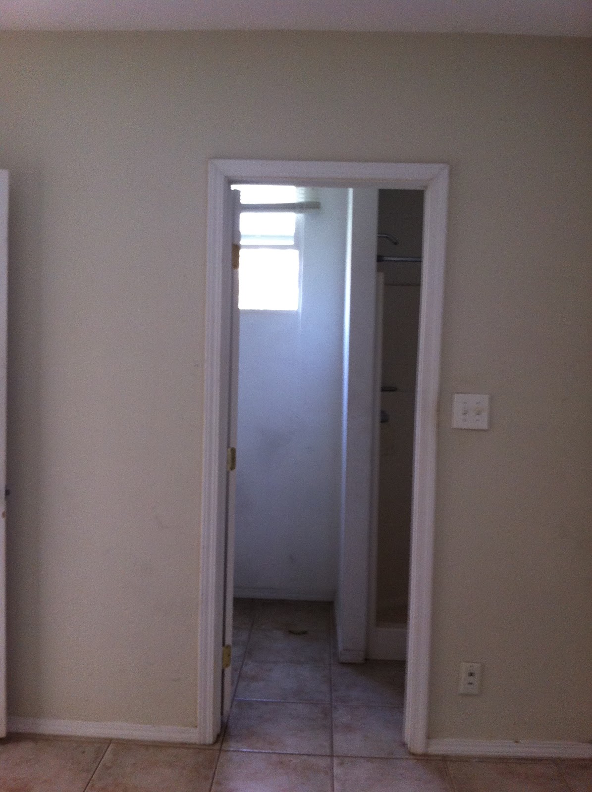 EvY at HomE: burbank houses: dumpy house