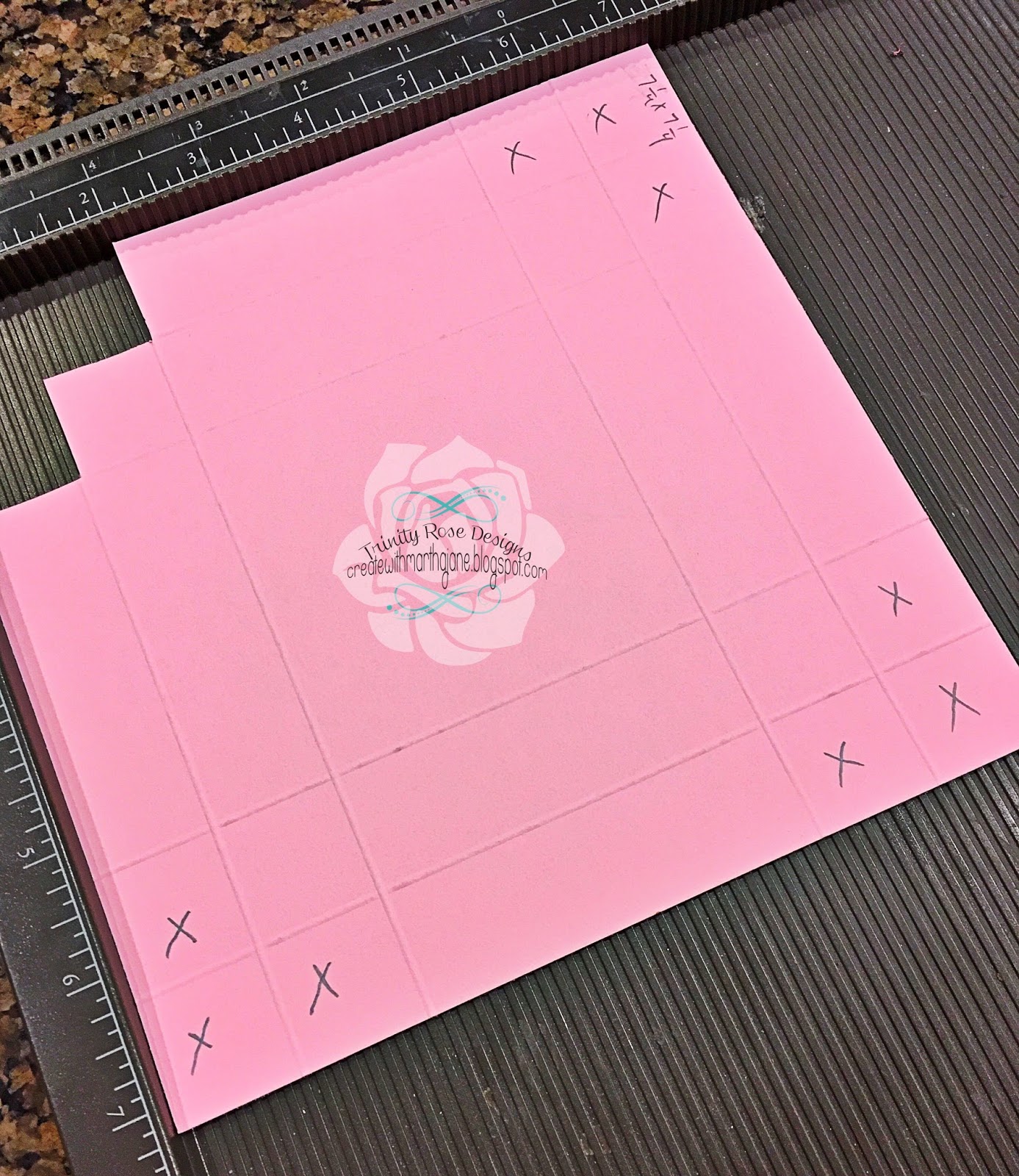 La-La Land Crafts Inspiration and Tutorial Blog: Tutorial Thursday ...