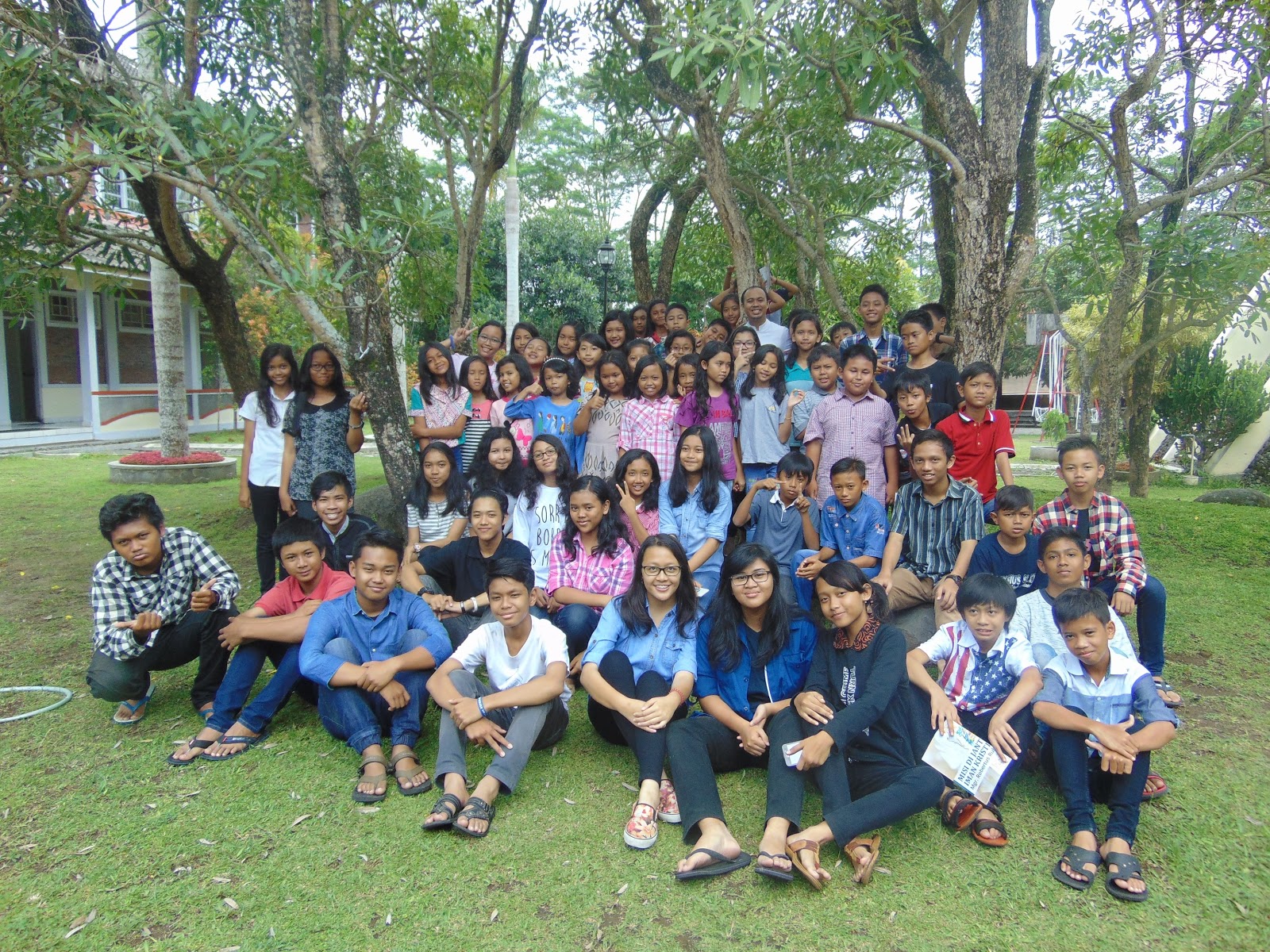 Banggalah Menjadi Misdinar dan Setia Dalam Pelayanan