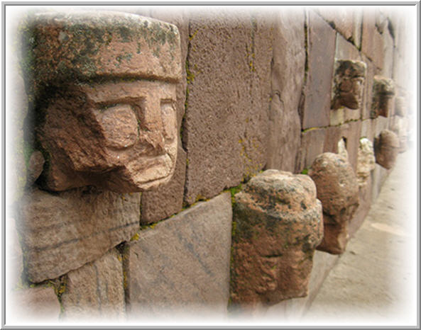 S T R A V A G A N Z A: CHAVÍN CULTURE