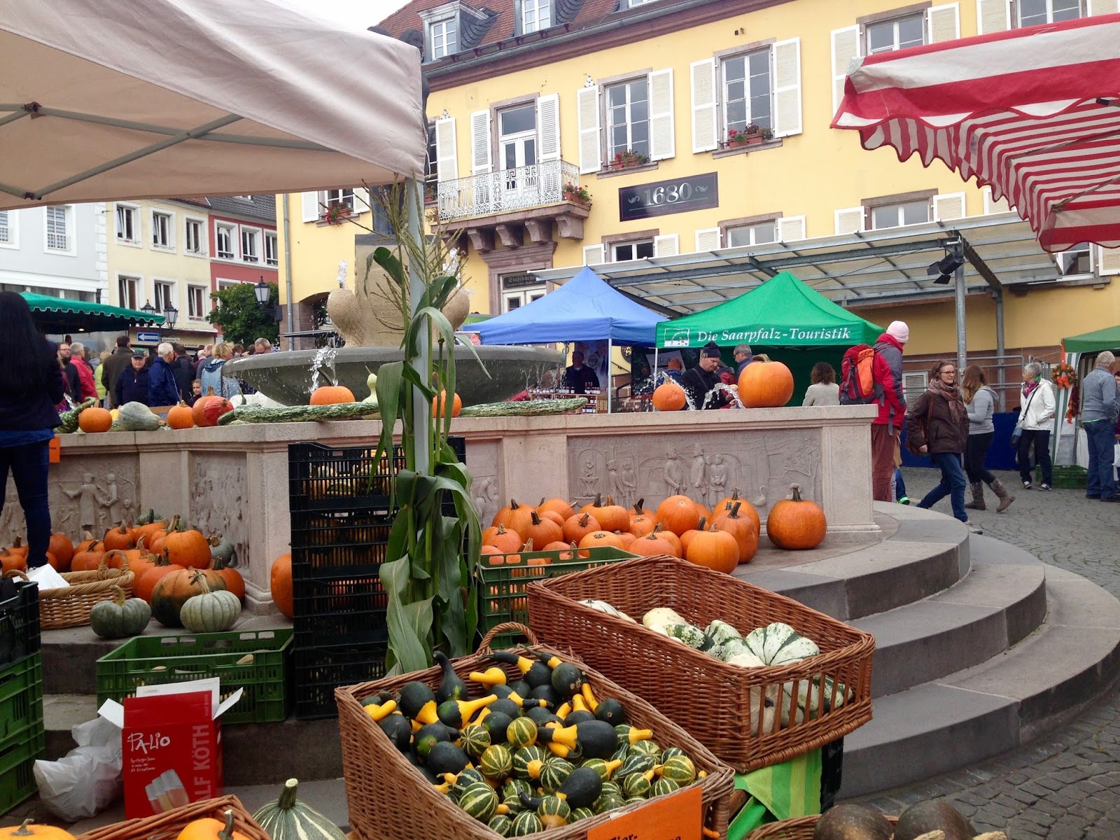 Stroud Is All Over the Place: Just another Farmers’ Market?