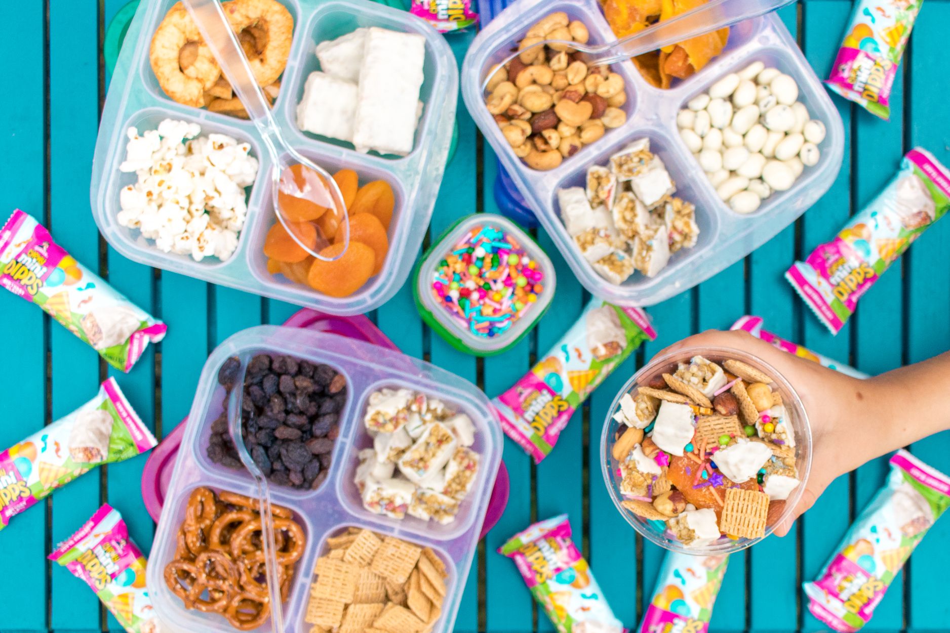 Lunchbox Dad: Using Quaker Chewy Mini Dipps in new Birthday Blast ...