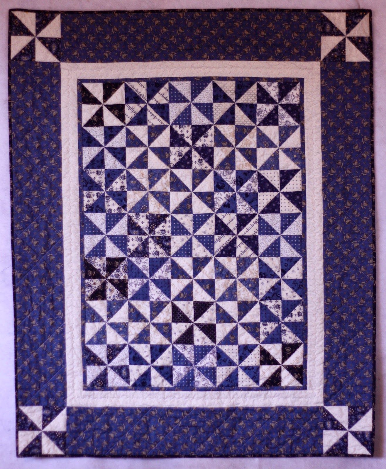 Piecing the Past Quilts: Easy-Peasy Pinwheel Quilt!