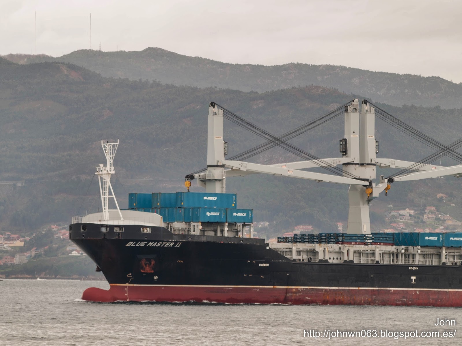 FOTOS DE BARCOS: BLUE MASTER II