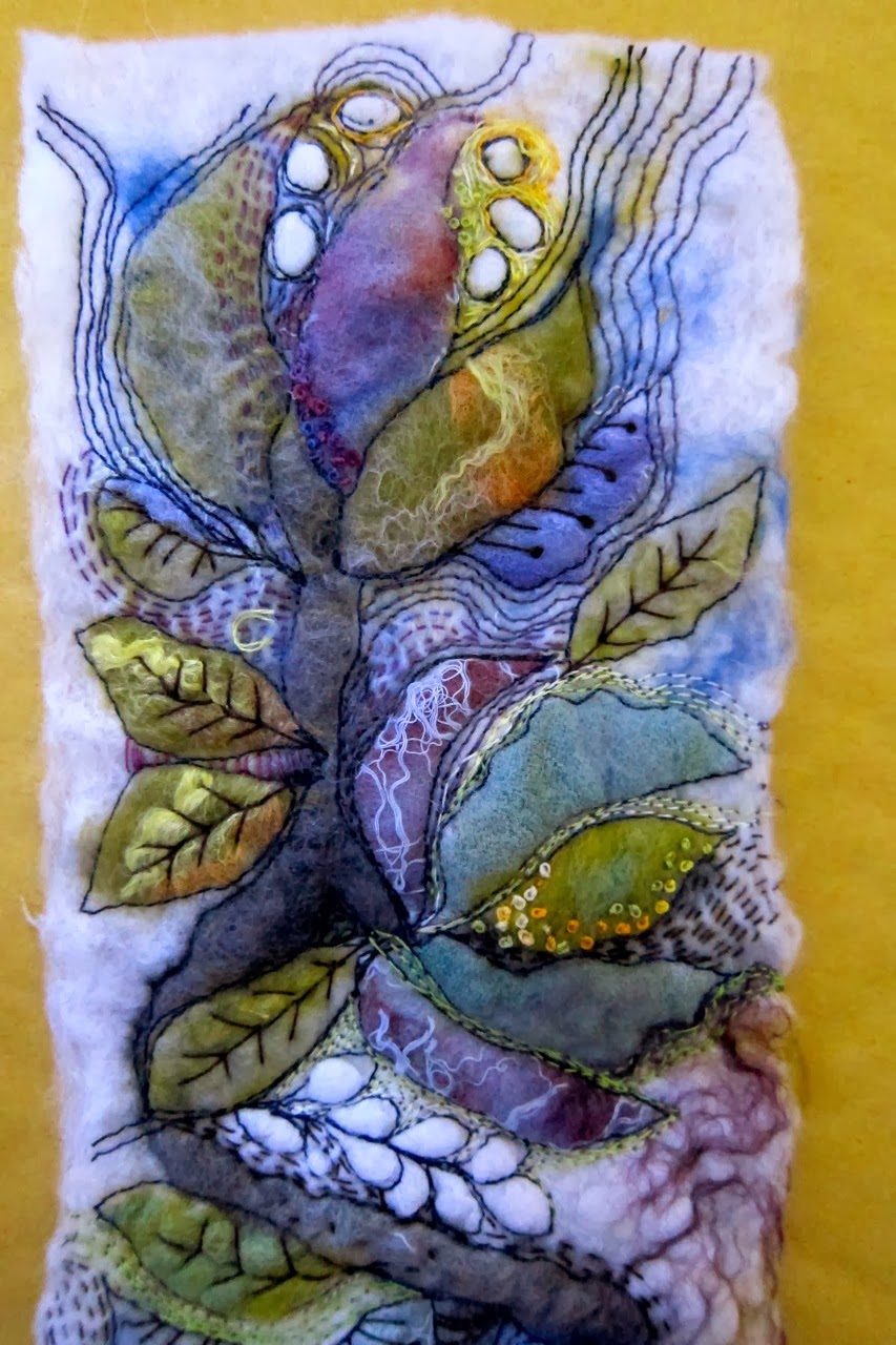 1000+ images about Beads and fabric art on Pinterest