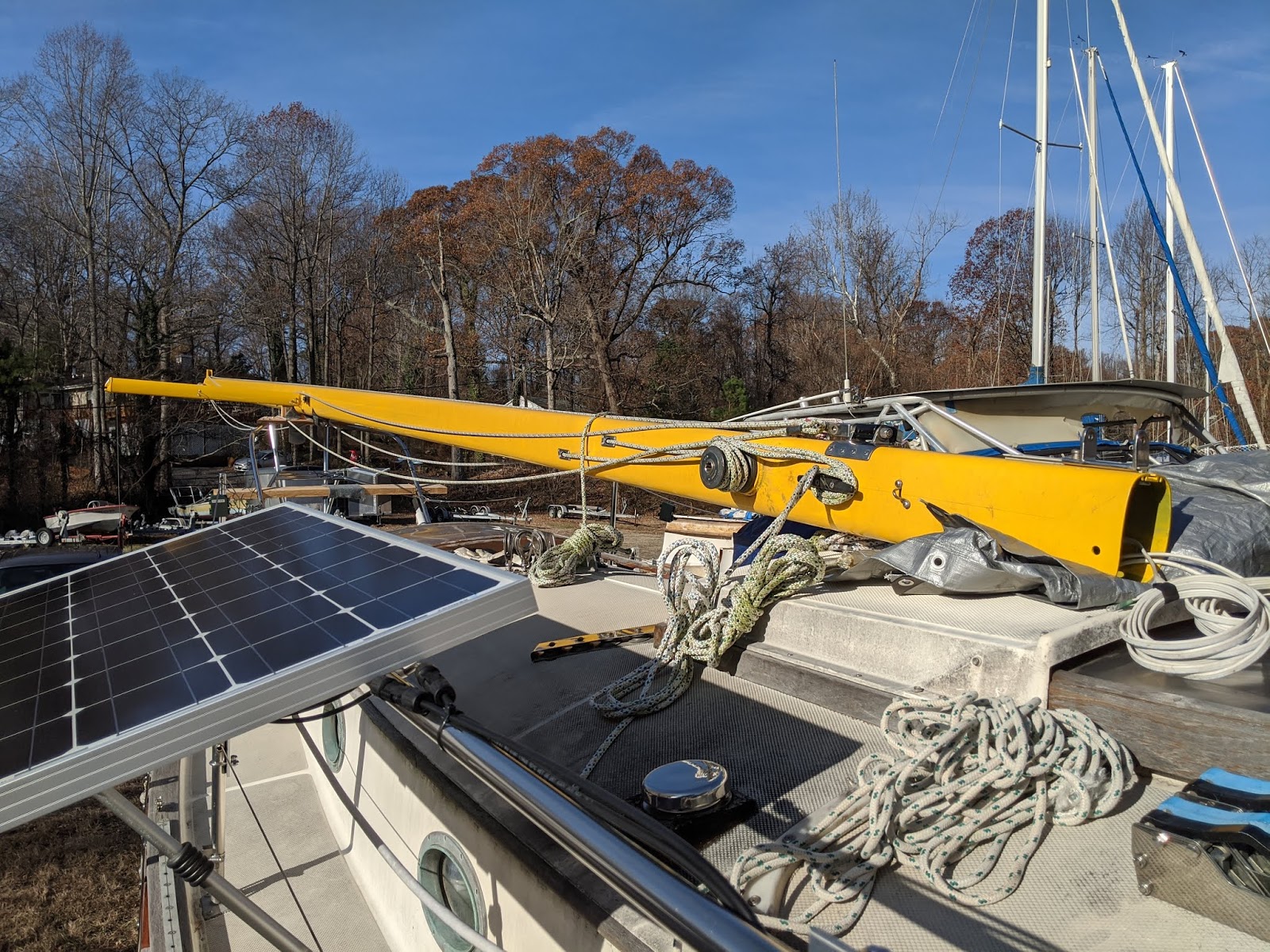 Rhapsody: Mast raising prep