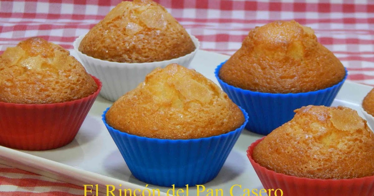 Magdalenas con copete muy esponjosas Receta casera y fácil