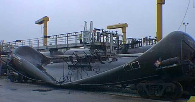 Industrial History: That Sucks! (Tank Car Vacuum Implosion)