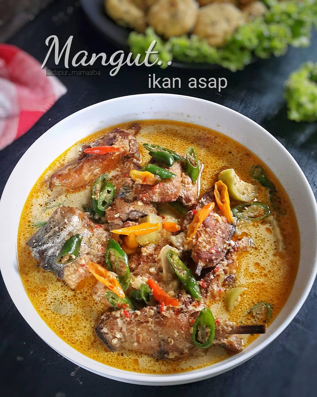 MANGUT IKAN ASAP - Resep Masakan nusantara