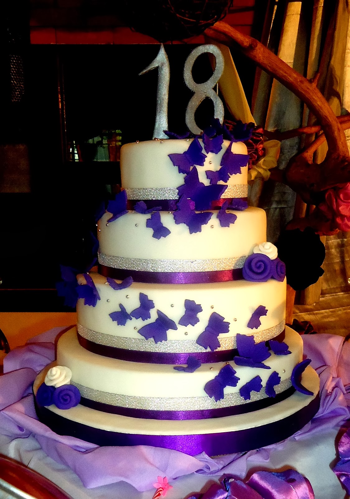 Franco's Cakes and Pastries: Debut Cakes