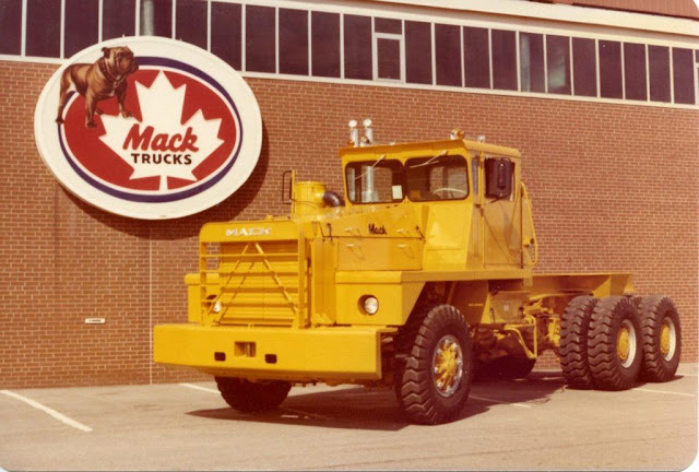 DIECIOCHO RUEDAS: 100 AÑOS DE MACK EN CANADÁ… EL PAÍS DE LOS CAMIONES MADEREROS…