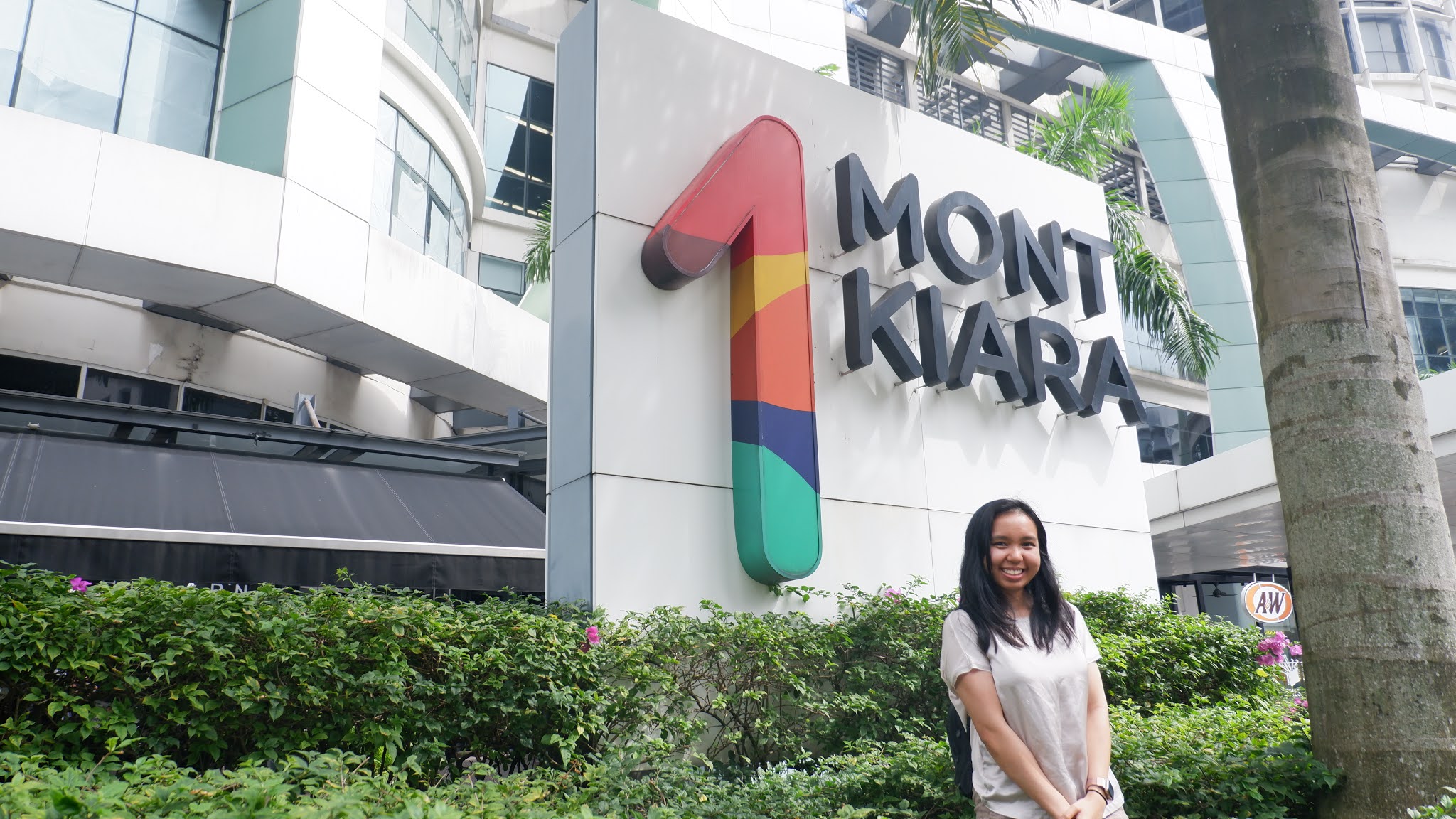 Sara Wanderlust: 1 Mont Kiara Offers a Shopping Delivery Platform