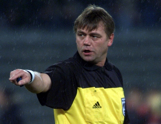 Refereeing World: Remembering world's refereeing great Sandor Puhl
