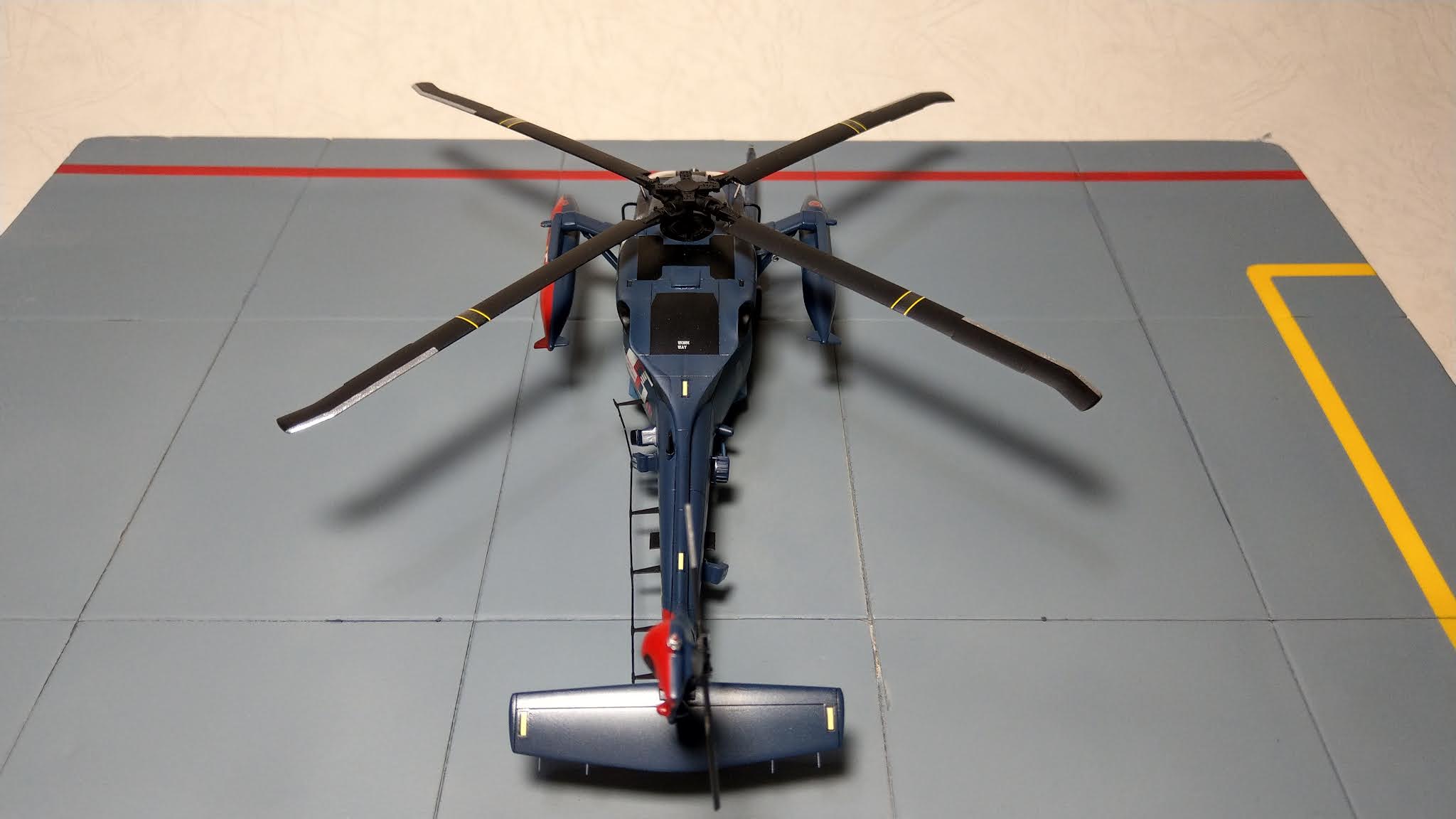 白貓模型格納庫: 日本航空自衛隊 UH-60J (SP) JASDF UH-60J (SP)